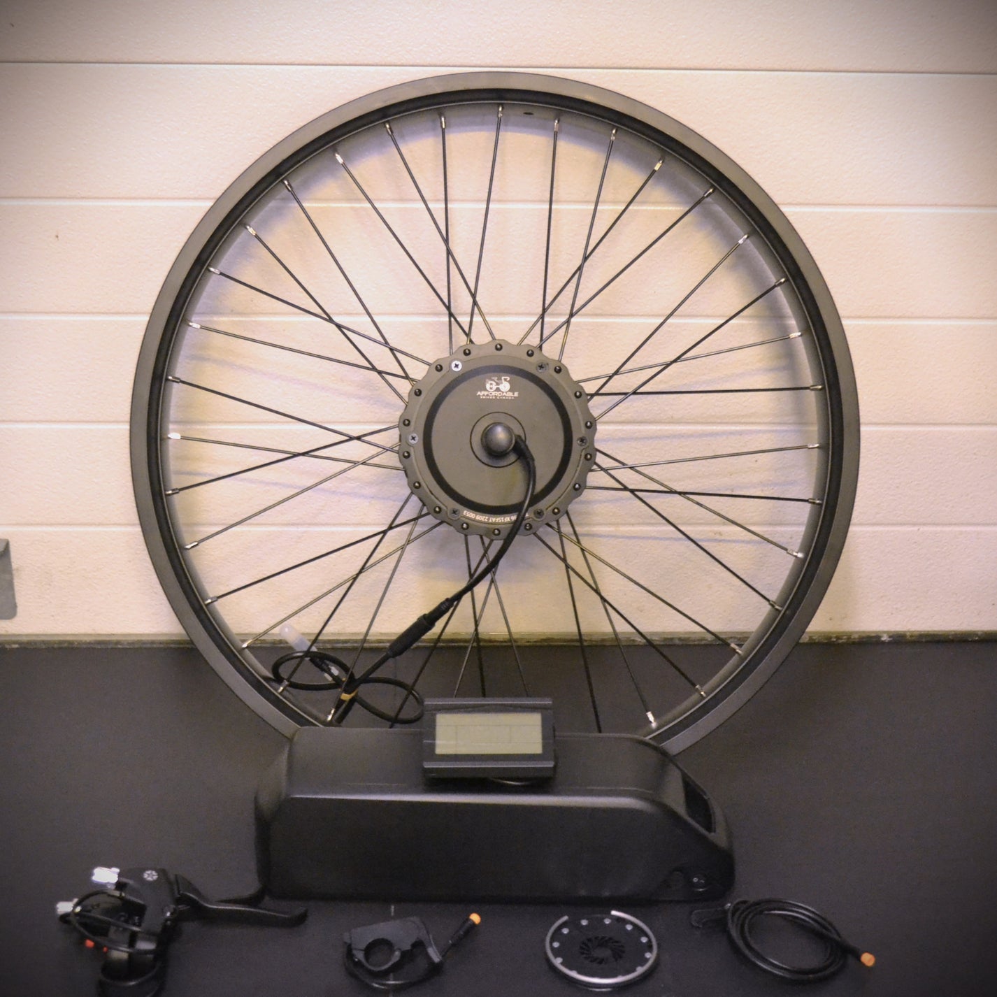 Front Hub Motor Kit w Battery - Built in Controller! – AffordableEbikes.ca